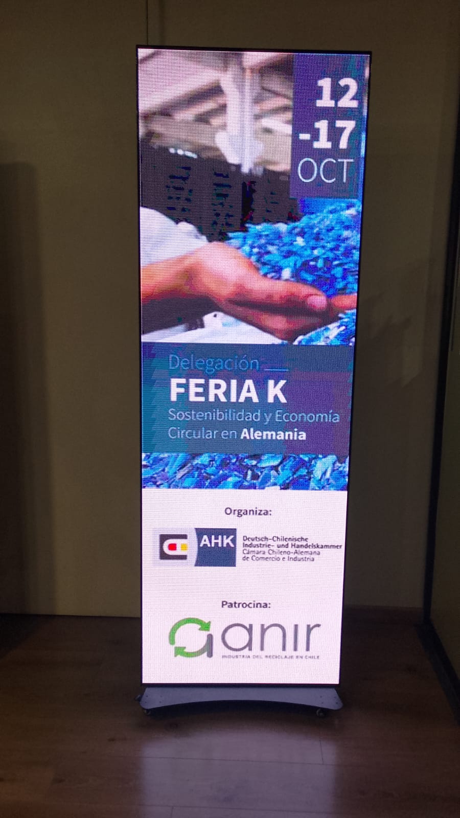 Pendón LED P3 Outdoor - Pantallas LED para publicidad exterior- Cotizar!